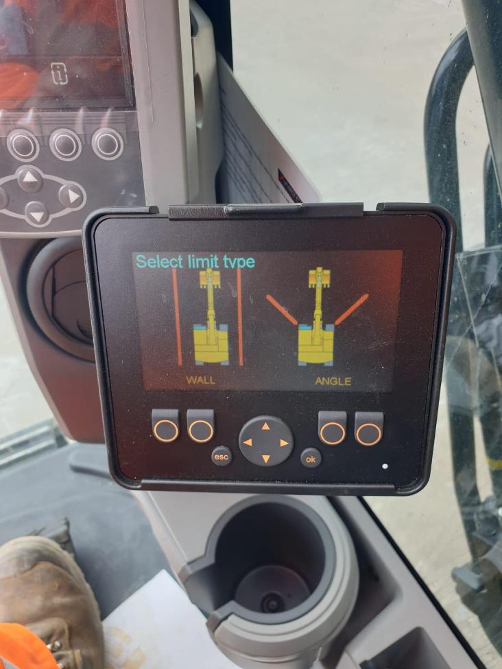 Xwatch Fit New Monitoring Systems to Hitachi Machines