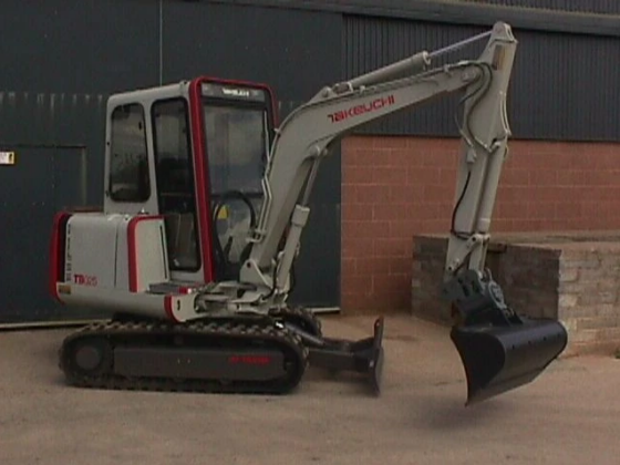 Search Starts in Ireland & UK for Oldest Working Takeuchi