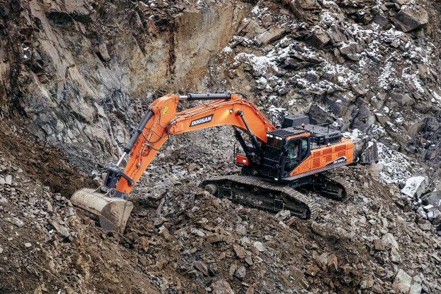 New Features/Options on Doosan Large Crawler Excavators