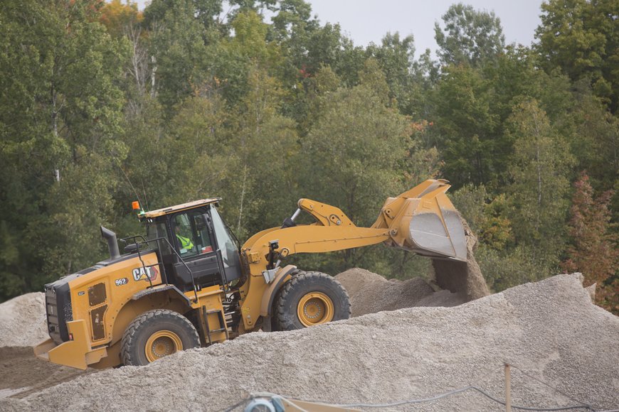 Premium performance from new Cat 950 and 962 Wheel Loaders