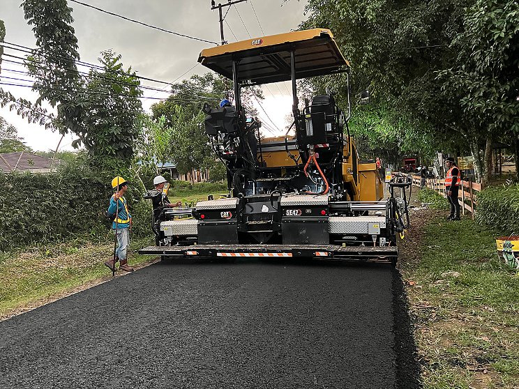 Caterpillar adding compact line of asphalt pavers and screeds