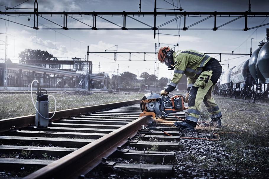 Husqvarna expands its range of battery-powered machines