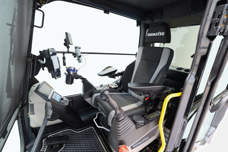 Komatsu Unveils New Crawler Excavator Cab
