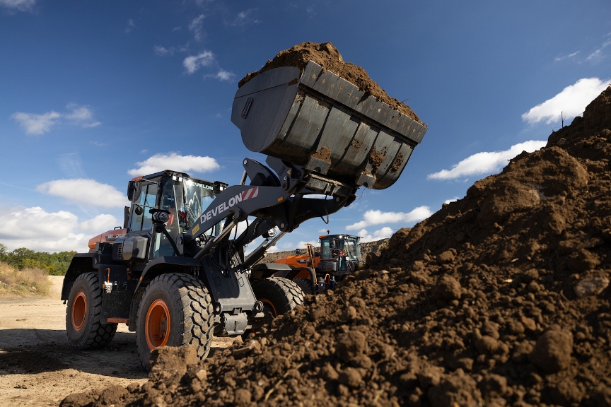 New Features/Options for Develon DL-7 Wheel Loader Range
