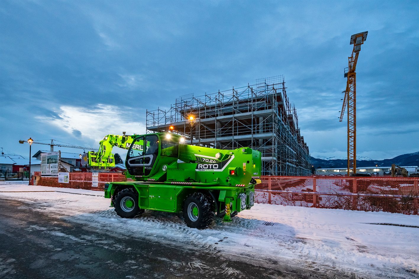 Merlo ROTO “Plug-In” Telehandlers: Pioneering a More Sustainable Future ...