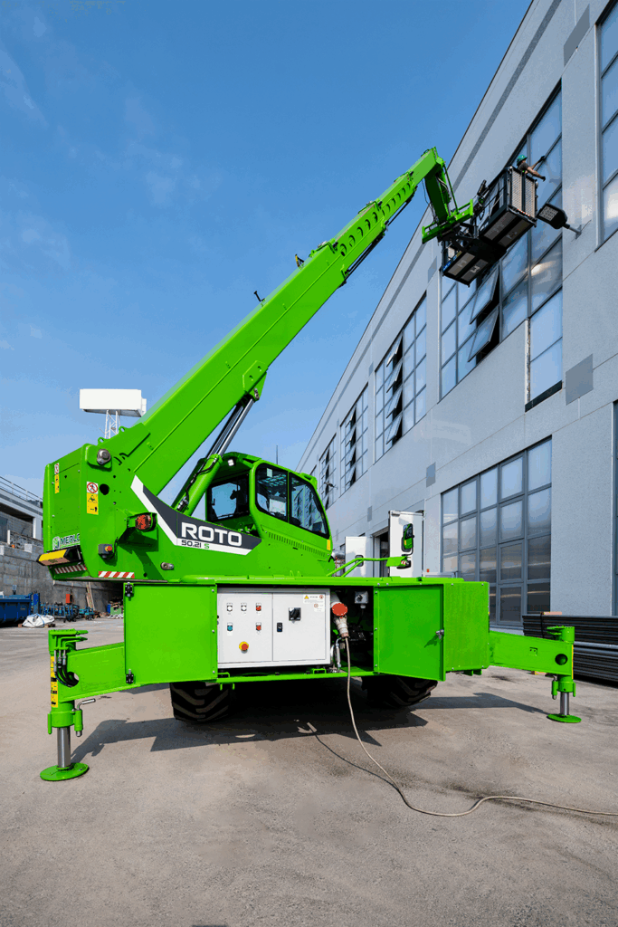 Merlo ROTO “Plug-In” Telehandlers: Pioneering a More Sustainable Future ...